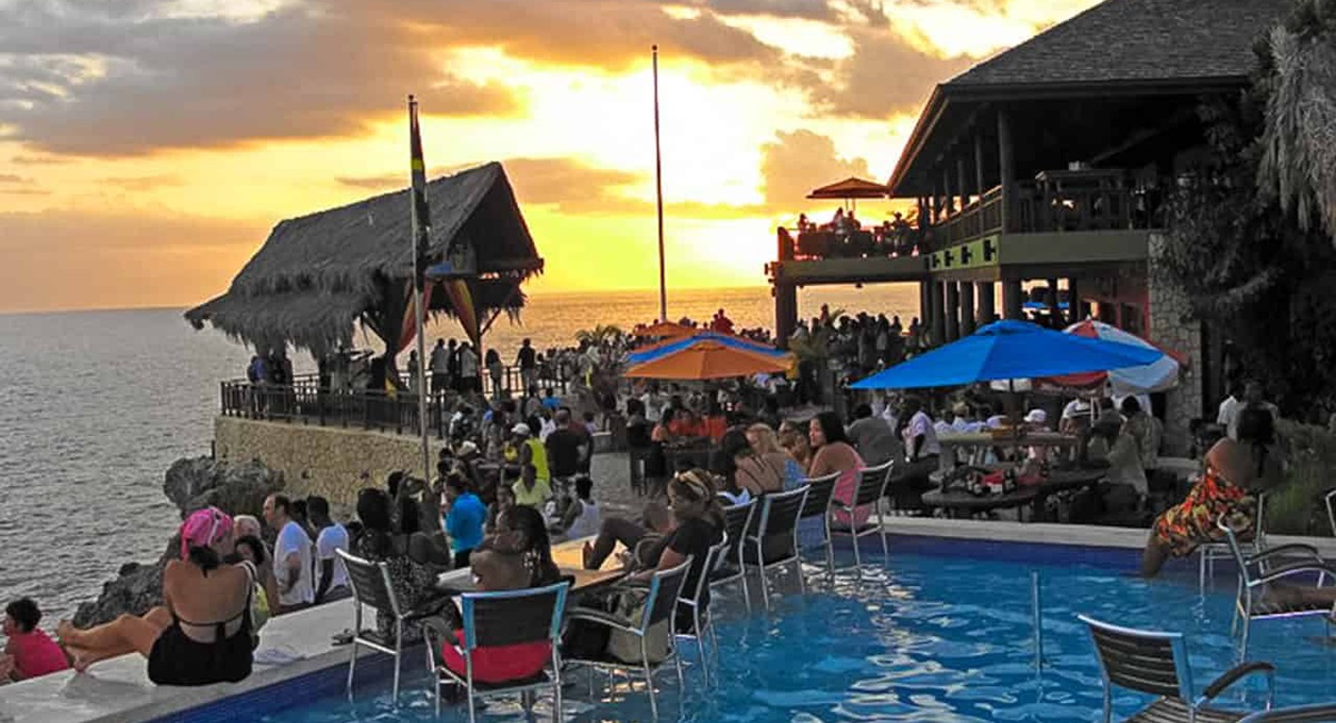 Real Mystic Transportation and Tours » Sunset @ Rick’s Cafe